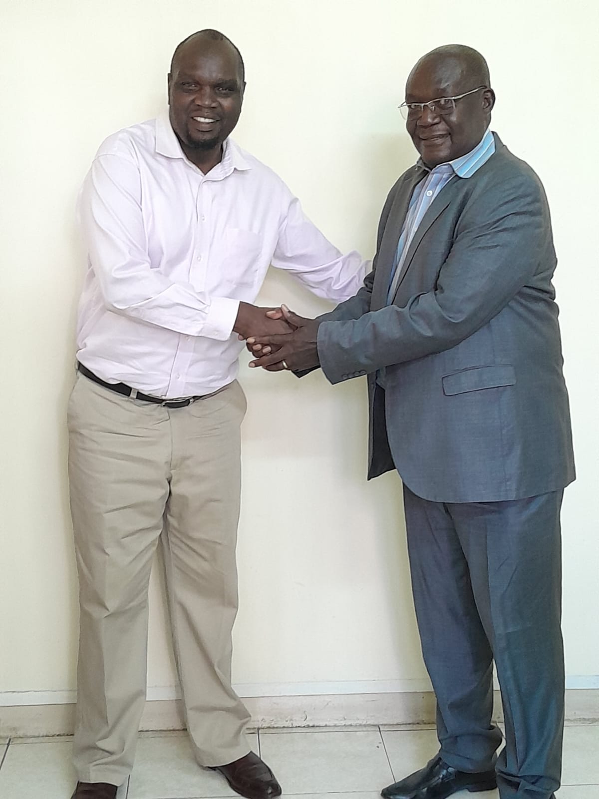 MICHAEL AOR OLOO DEFENDS HIS PHD THESIS | DEPARTMENT OF ECONOMICS AND ...